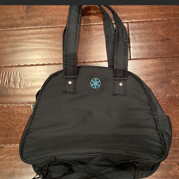 GAIAM | Bags | Gaiam Workout Black Bag | Poshmark